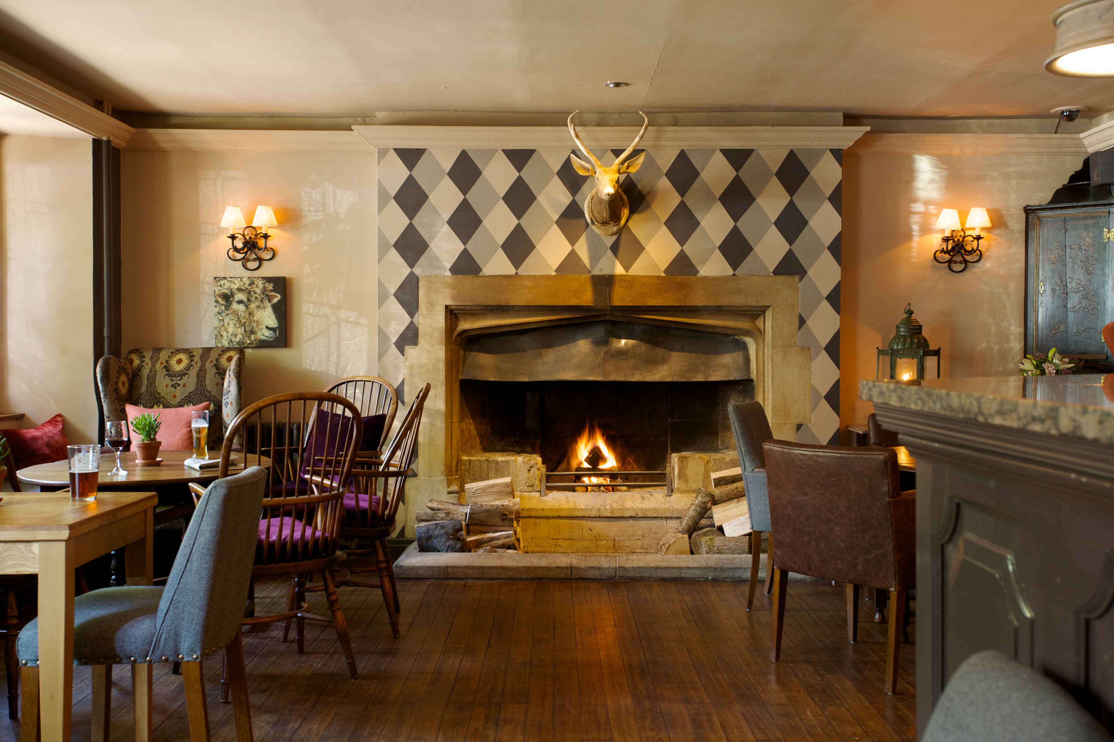 The Bay Tree Hotel | Bar & Restaurant In Burford Cotswolds