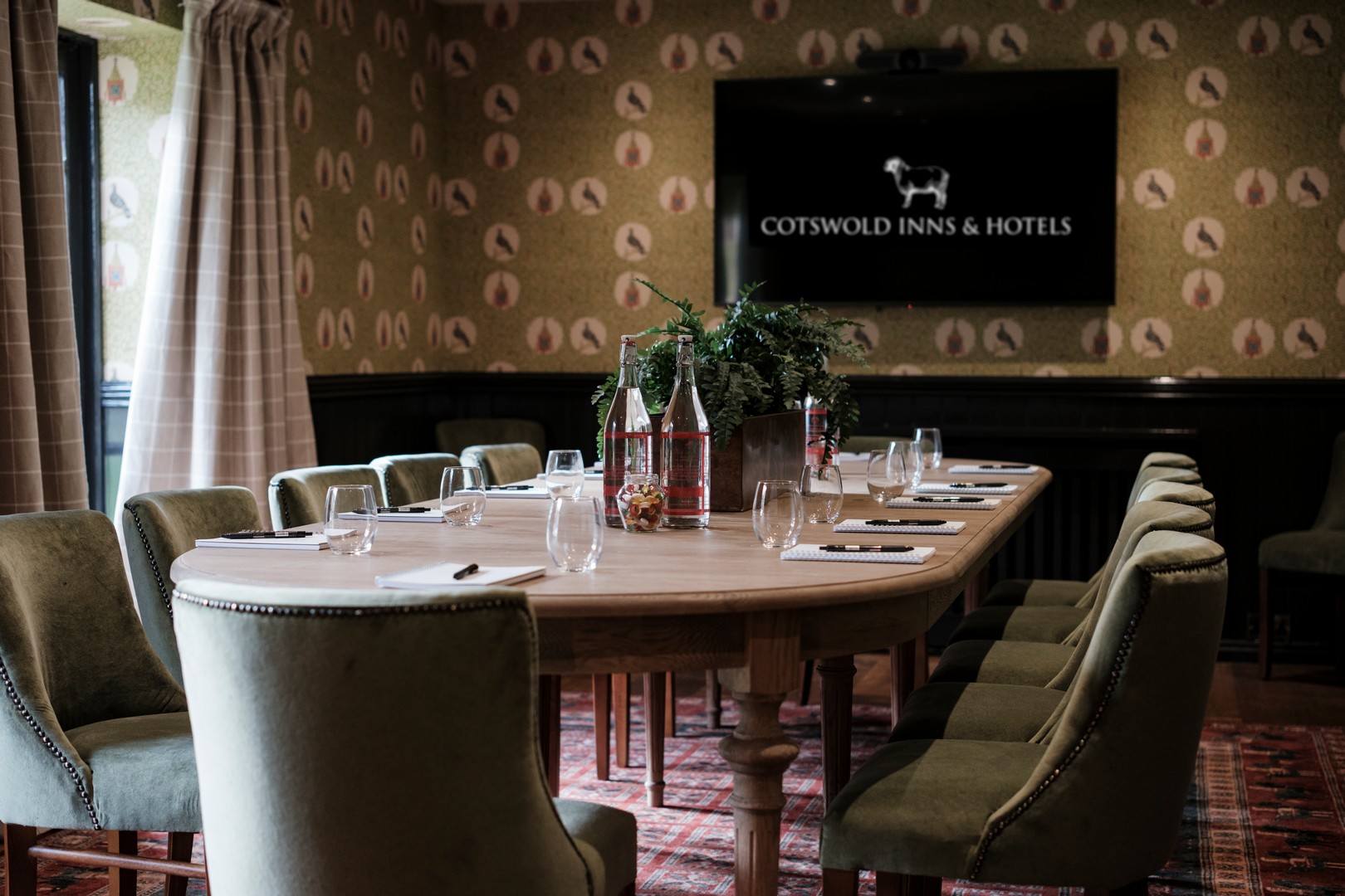 The Bear of Rodborough Conference Facilities Near Stroud