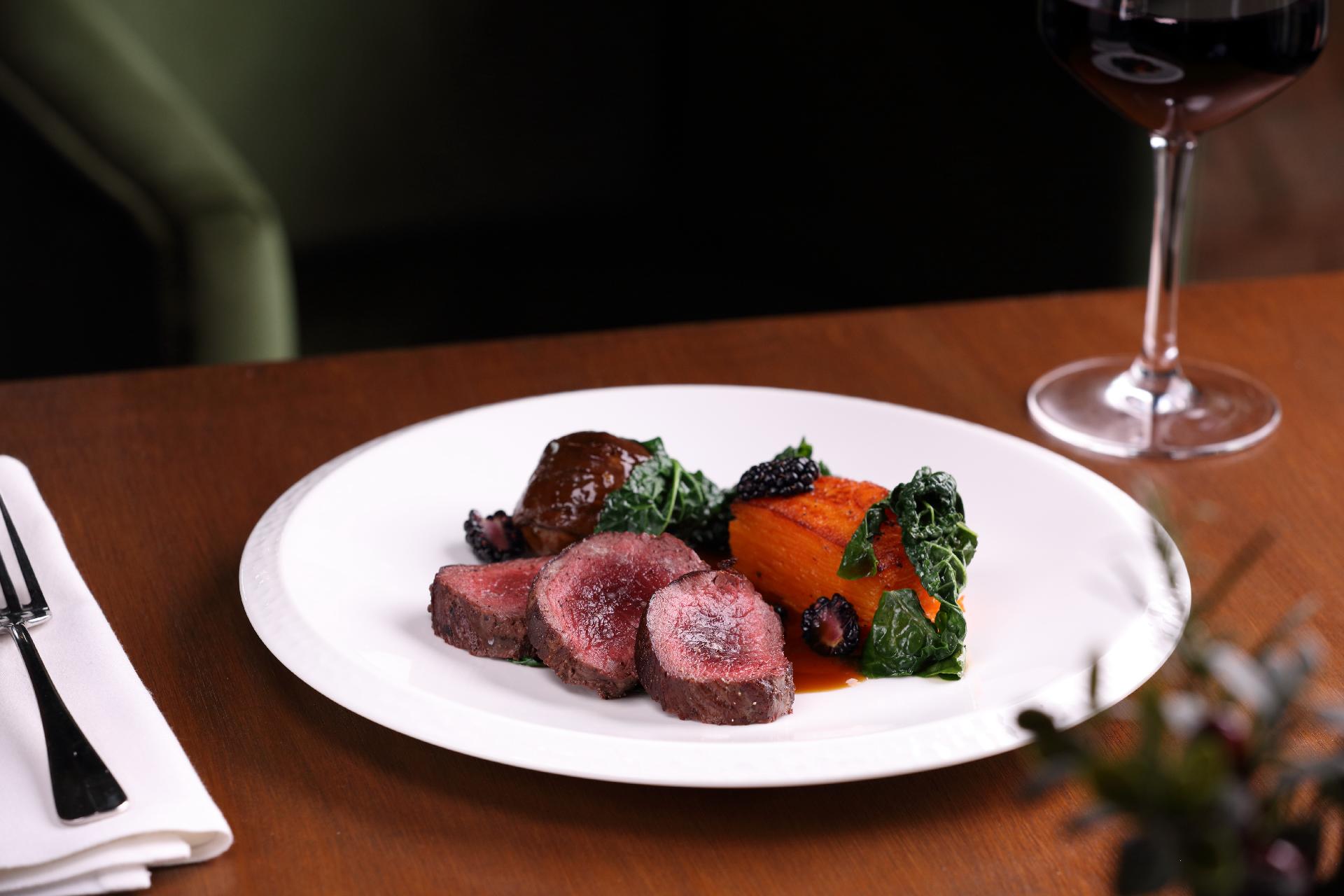 The Lamb Inn Bar and Restaurant in Burford | Cotswold Inns & Hotels